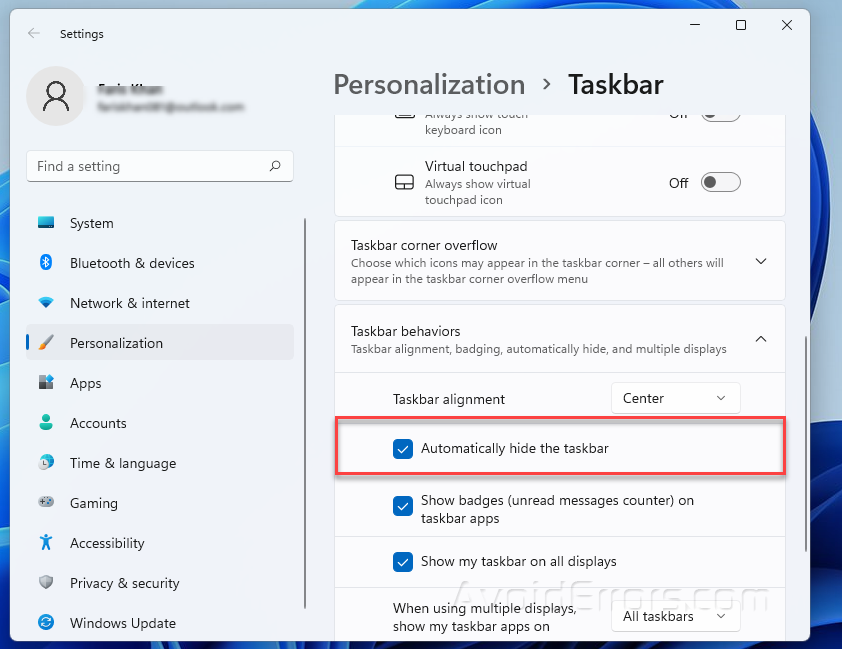 How to Hide the Taskbar on Windows 11 - AvoidErrors